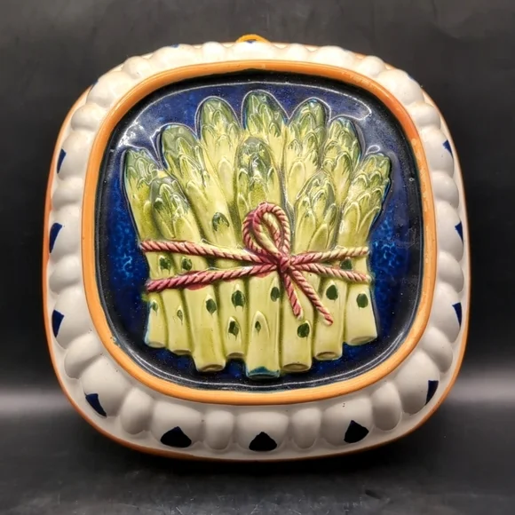 Kitchen | Vintage Majolica Ceramic Asparagus Wall Hanging Jello Mold 85 ...